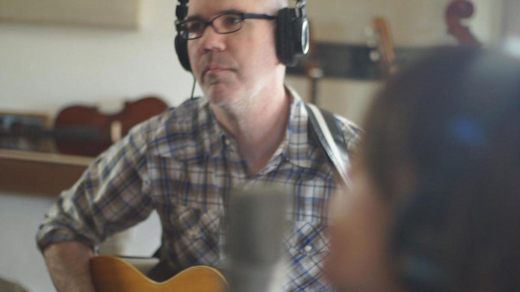 About – Robert Cairns Music